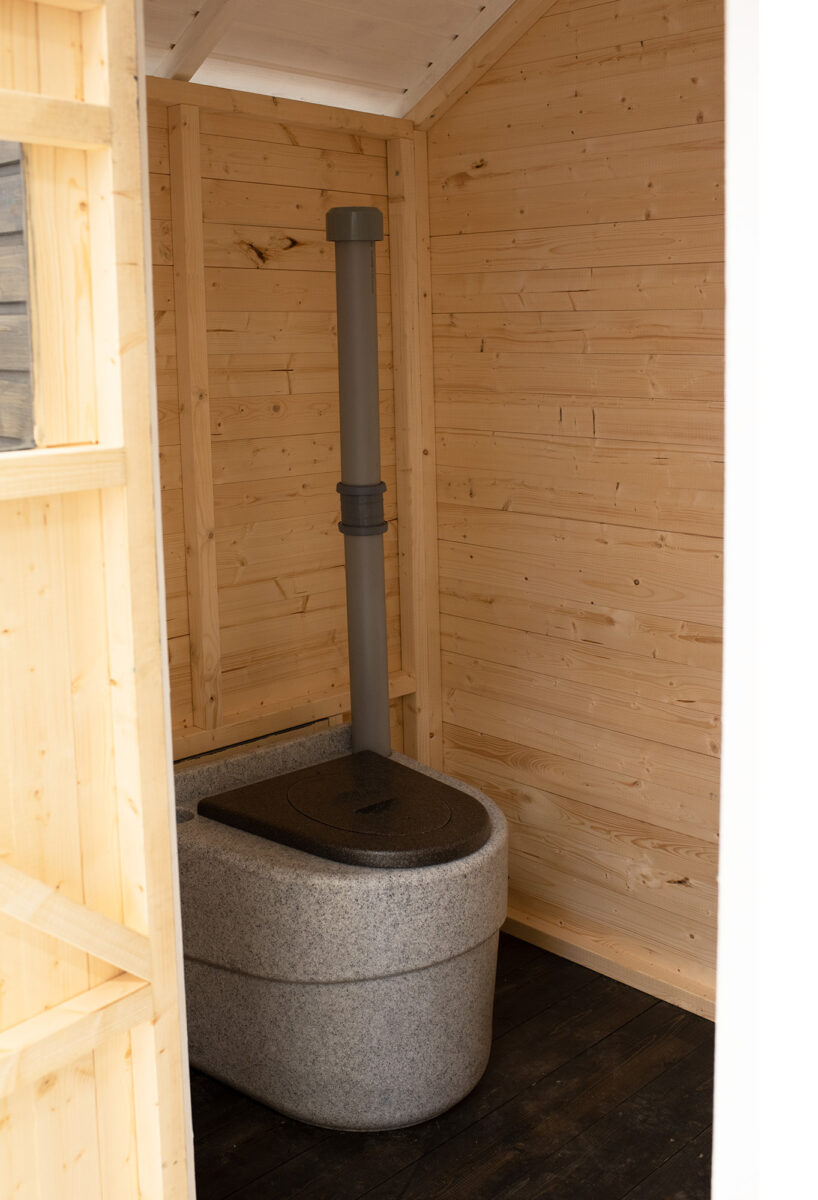 Dry toilets and outhouses | Plastweld